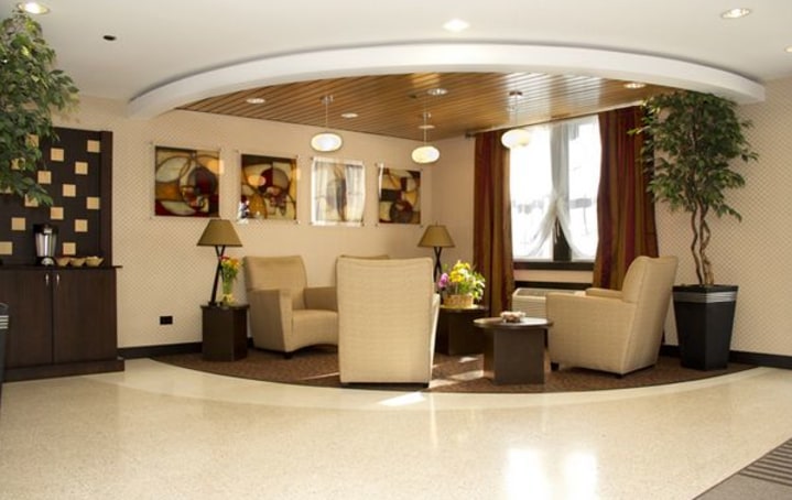 Oak Lawn Respiratory & Rehab nursing home, 9525 South Mayfield, Oak ...