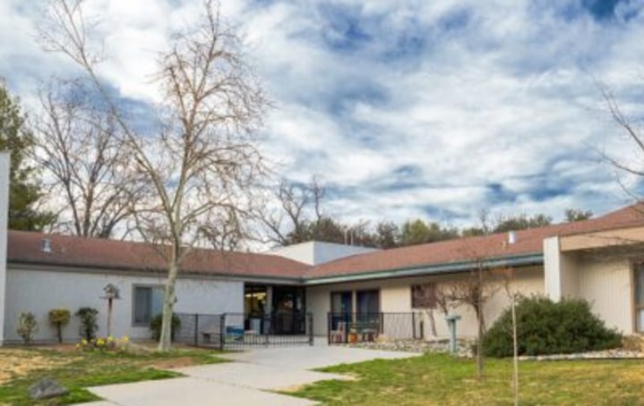 Majestic Mountain Care Center | Nursing Home | Oakhurst Skilled Nursing ...