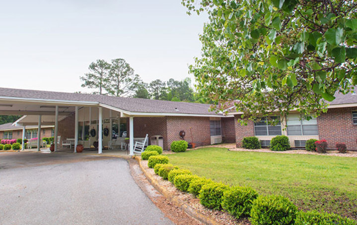 Ozark Health and Rehabilitation | Nursing Home | Ozark Skilled Nursing ...