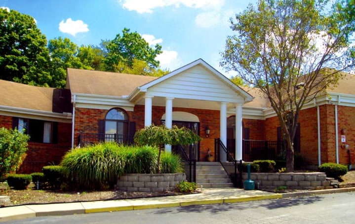 Pine Ridge Skilled Nursing and Rehab | Nursing Home | Morrow Skilled ...