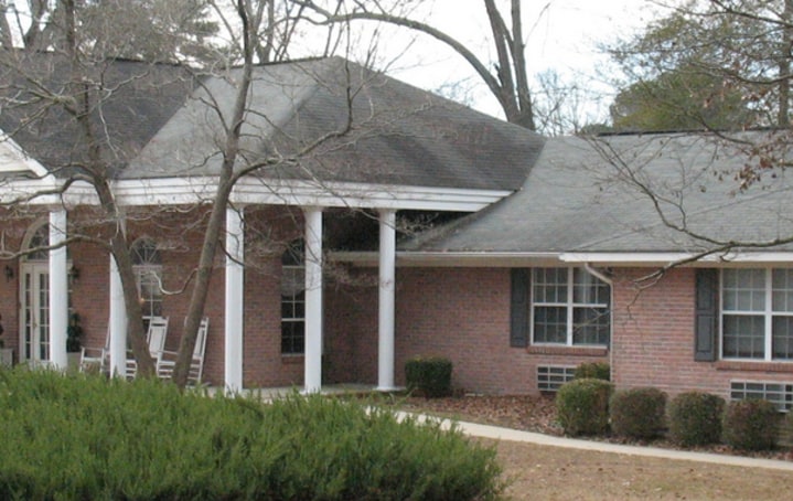 Pinewood Manor Nursing Home & Rehabilitation Cntr | Hawkinsville ...