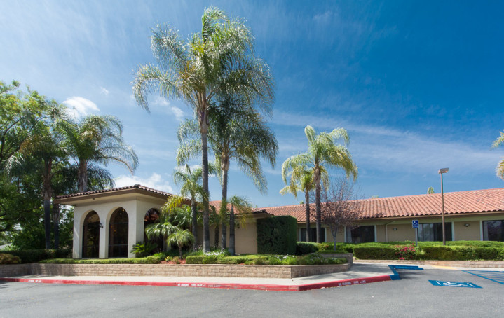 Las Colinas Post Acute | Nursing Home | Ontario Skilled Nursing Facility