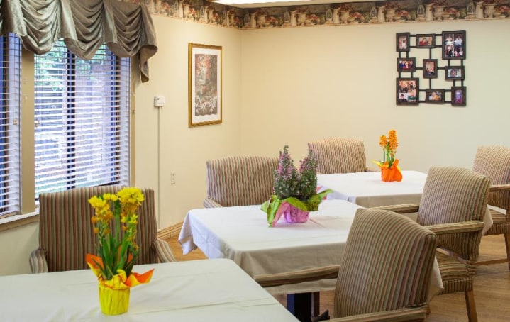 Putnam Center | Nursing Home | Hurricane Skilled Nursing Facility | 1 ...