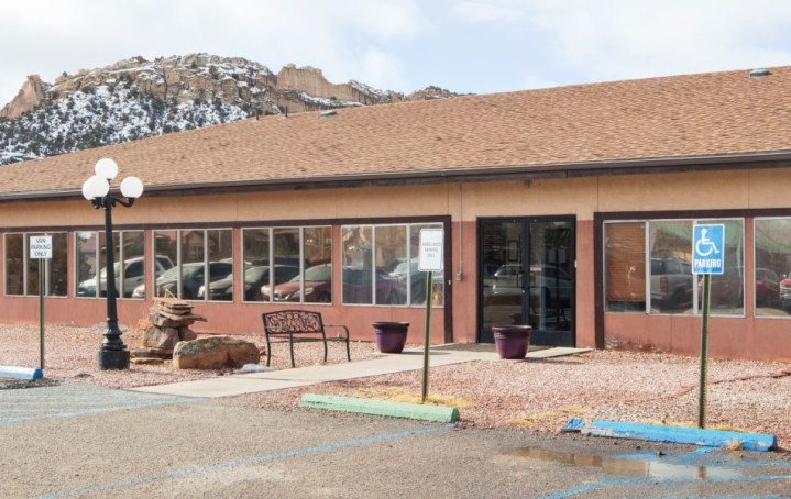 Red Rocks Care Center | Nursing Home | Gallup Skilled Nursing Facility