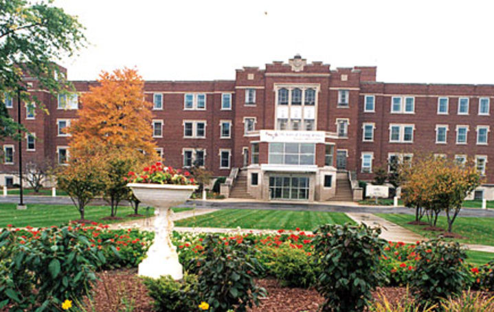 Regina Health Center | Nursing Home | Richfield Skilled Nursing Facility