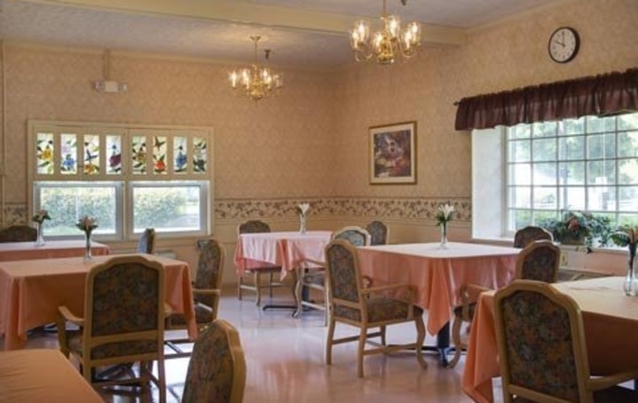 Arbors at Springfield | Nursing Home | Springfield Skilled Nursing Facility