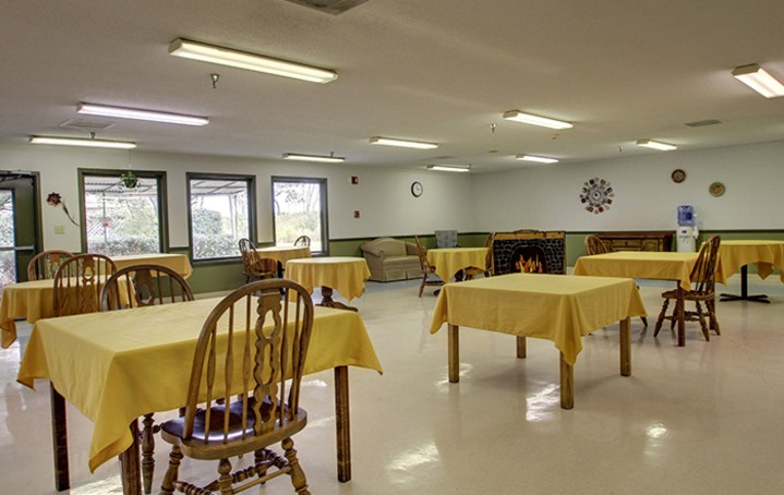 Riverside Health and Rehab | Nursing Home | Charleston Skilled Nursing ...