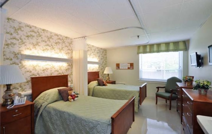 Ross Center for Nursing and Rehabilitation | Nursing Home | Brentwood ...