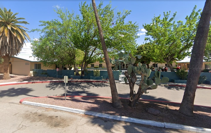 Santa Rosa Care Center | Nursing Home | Tucson Skilled Nursing Facility