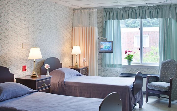 Sarah S Brayton Center | Nursing Home | Fall River Skilled Nursing Facility