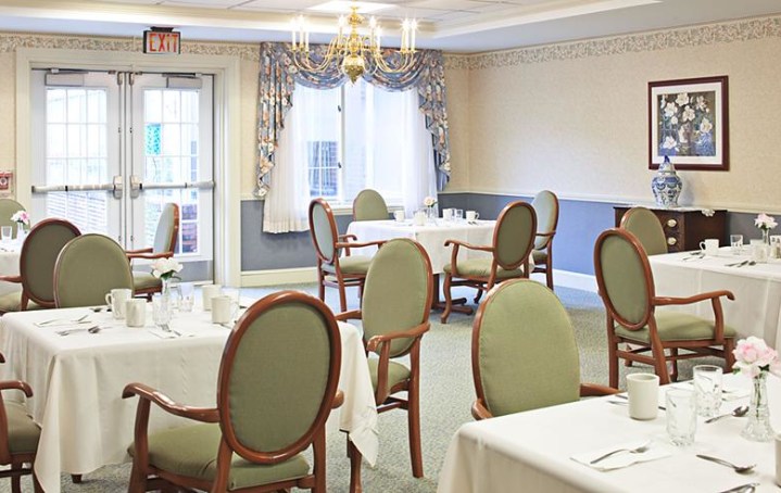 Sarah S Brayton Center | Nursing Home | Fall River Skilled Nursing Facility