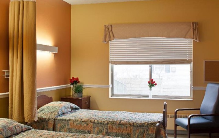 Saugus Center | Nursing Home | Saugus Skilled Nursing Facility