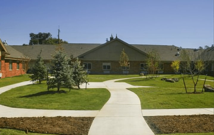 Sienna Extended Care & Rehab | Nursing Home | Midwest City Skilled ...