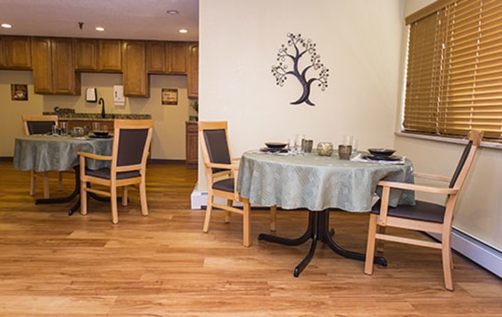 Sierra Post Acute | Nursing Home | Lakewood Skilled Nursing Facility