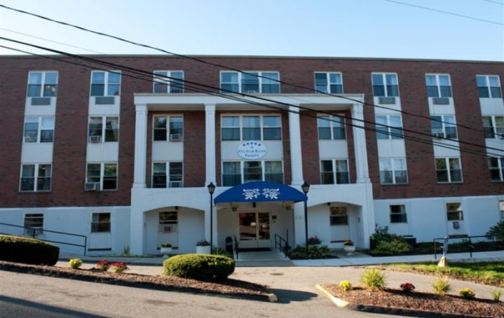 Silver Springs Care Center | Nursing Home | Meriden Skilled Nursing ...