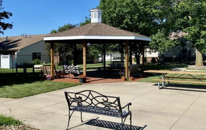 Solon Nursing Care Center | Nursing Home | Solon Skilled Nursing Facility