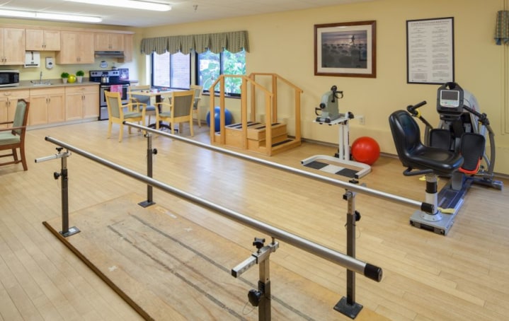 Springfield Health & Rehab | Nursing Home | Springfield Skilled Nursing ...