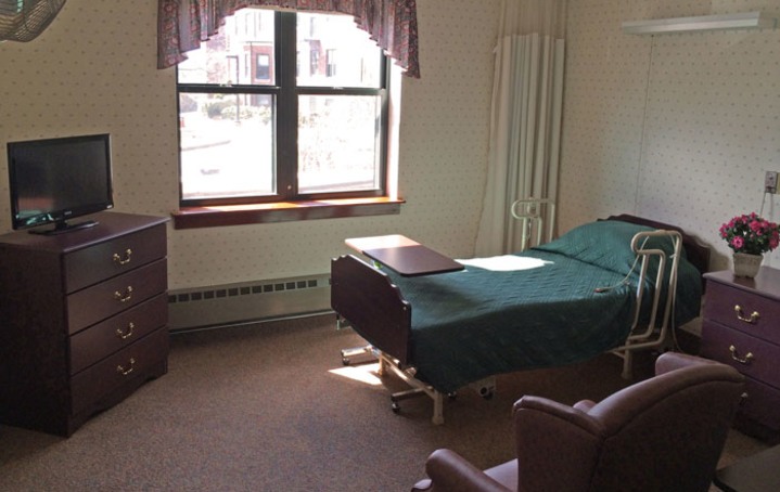 Stone Rehabilitation and Senior Living | Nursing Home | Newton Skilled ...