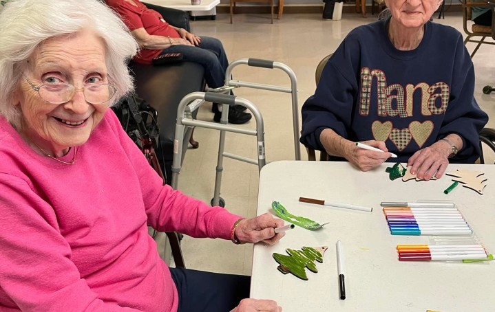 Sunset Manor | Nursing Home | Guin Skilled Nursing Facility | 17 Reviews