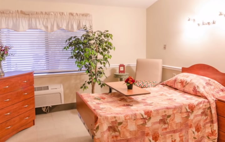 Surrey Place Nursing Center | Nursing Home | Live Oak Skilled Nursing ...