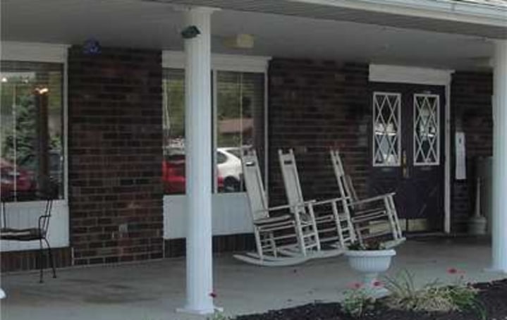 Whitewater Commons Senior Living | Nursing Home | Liberty Skilled ...