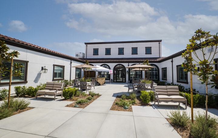 Temecula Healthcare Center | Nursing Home | Temecula Skilled Nursing Facility