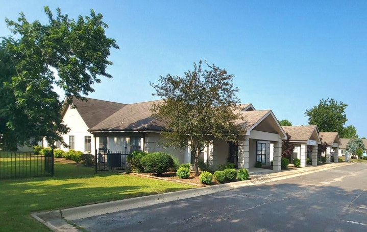 The Blossoms at Conway Rehab & Nursing Center | Nursing Home | Conway ...