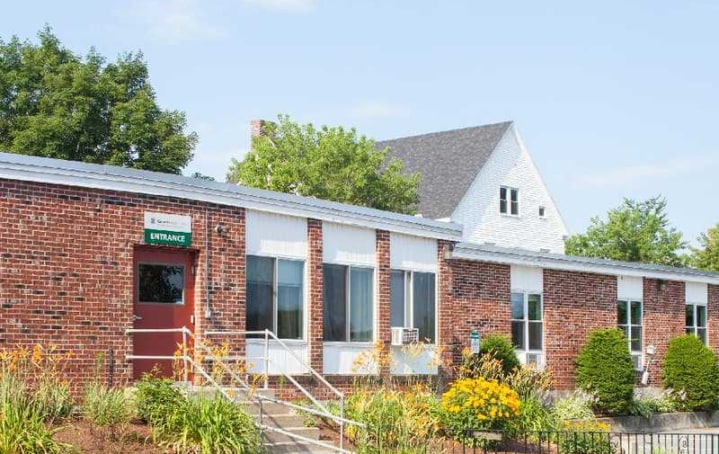 The Elms Center | Nursing Home | Milford Skilled Nursing Facility