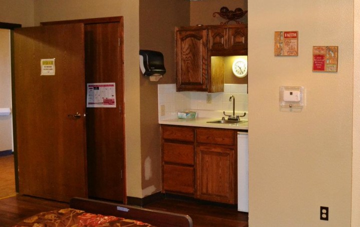 The Golden Rule Home | Nursing Home | Shawnee Skilled Nursing Facility