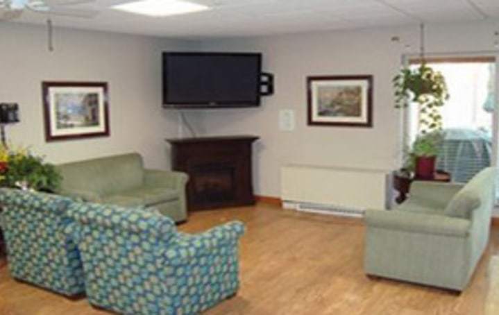 The Manor of Novi nursing home, 24500 Meadowbrook Rd, Novi, MI 48375 ...