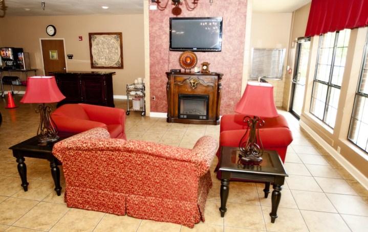 Twin Rivers Rehabilitation and Healthcare Center nursing home, 3021 ...