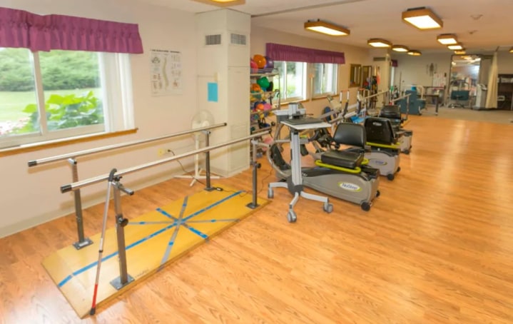 The Villas at Sunny Acres nursing home, 2501 E 104th Avenue, Thornton, CO 80233 | 21 photos