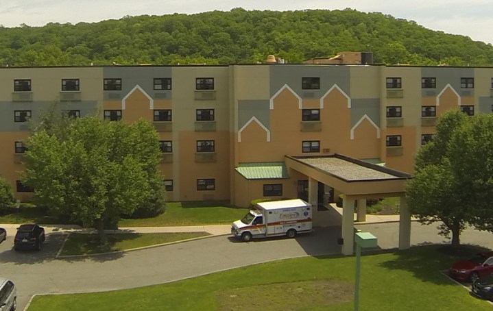 Phoenix Center for Rehabilitation and Pediatrics | Nursing Home ...