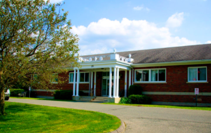 Williamstown Commons Nursing & Rehab | Nursing Home | Williamstown ...