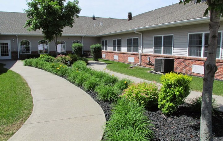 Windmill Manor | Nursing Home | Coralville Skilled Nursing Facility